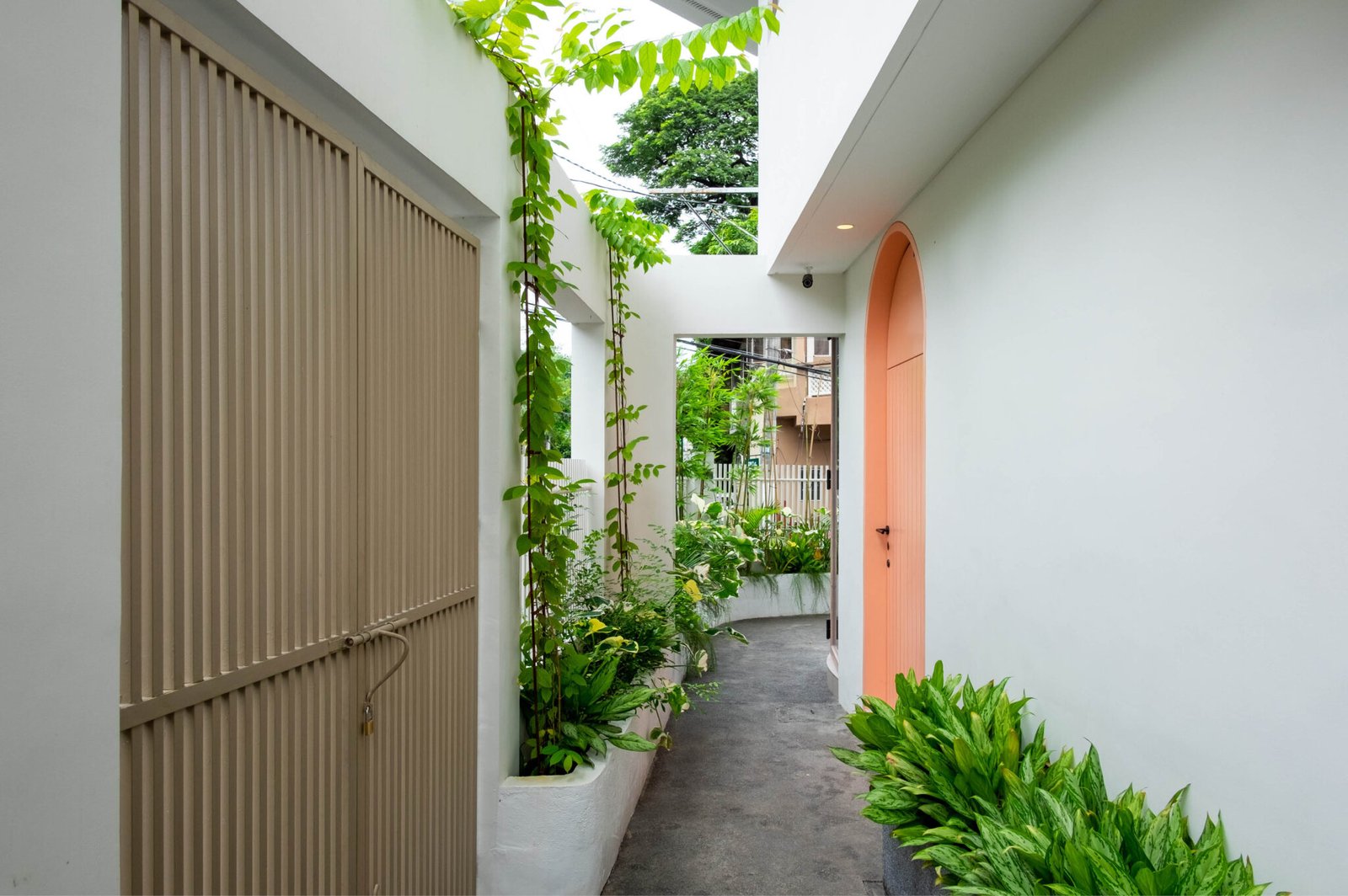 The City’s Living Room: Pinkhouse Spaces by Open House Design and ...