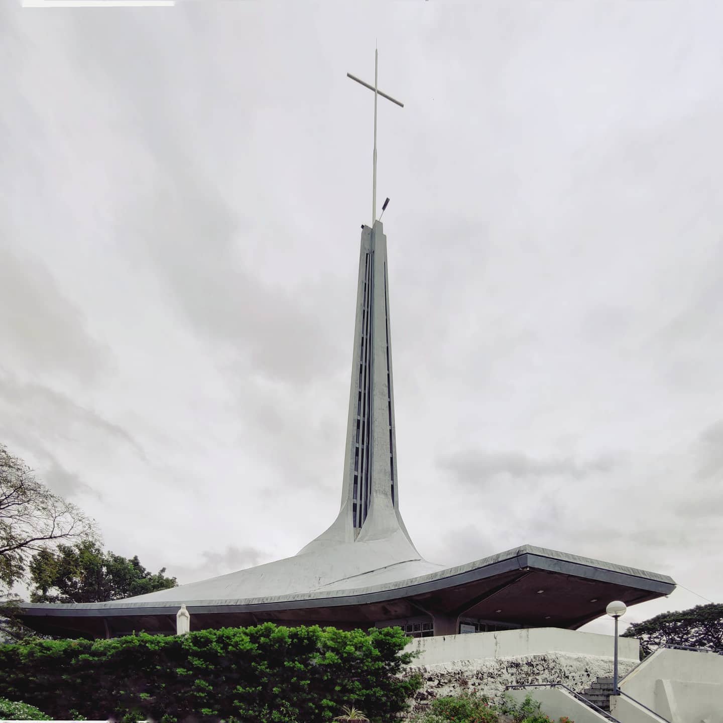 Modern Visita Iglesia: Seven Modernist Churches in Manila - Kanto ...