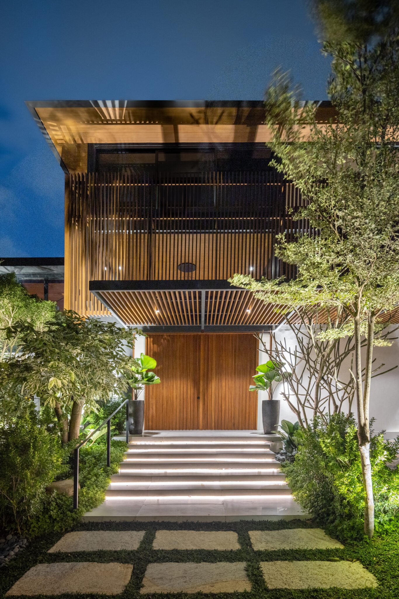 Permeability and Permanence: O House by Royal Pineda+ Architecture ...