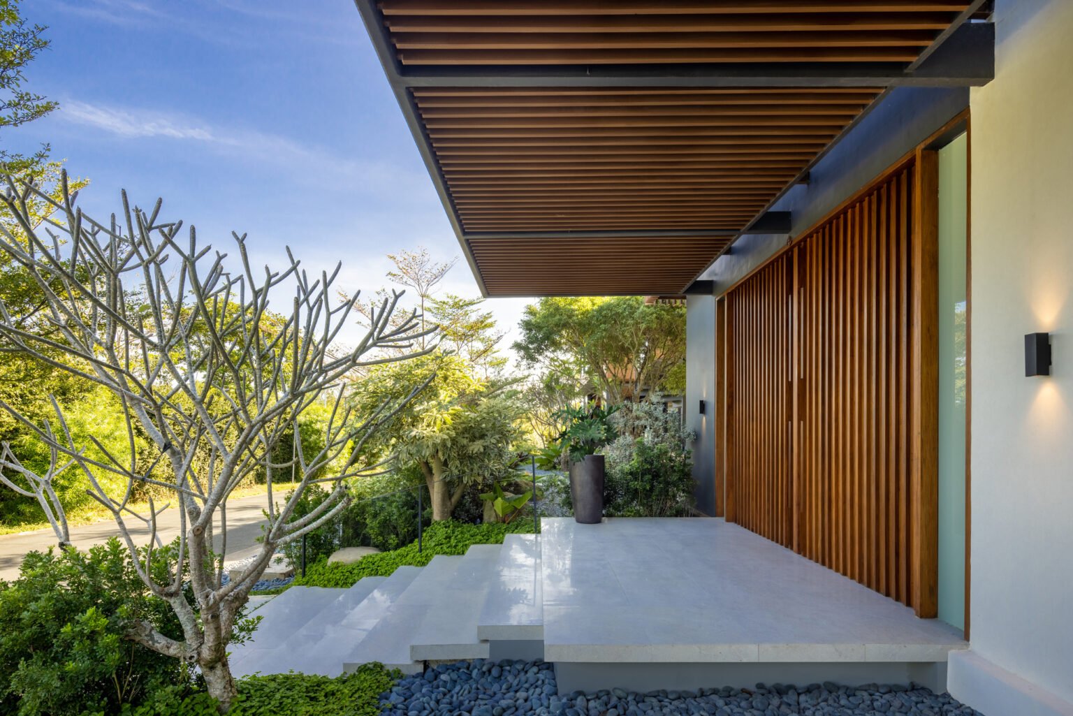 Permeability and Permanence: O House by Royal Pineda+ Architecture ...