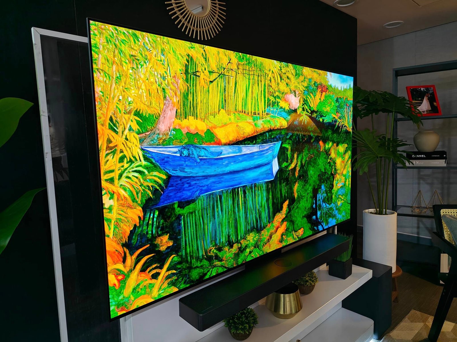 Television Evolution: LG OLED Technology Celebrates a Decade of Being ...