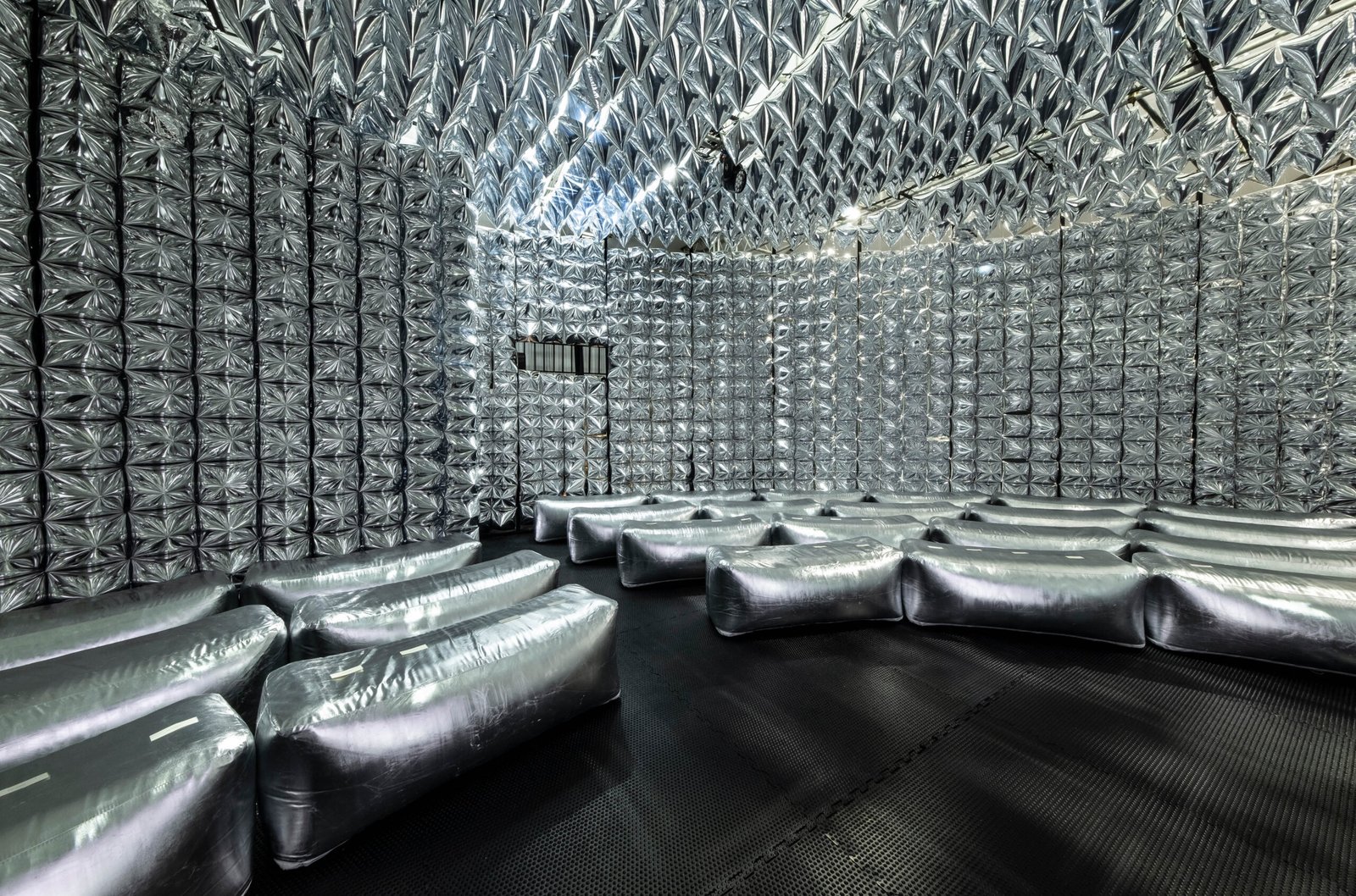 Walking on Air: Konzept.Konzept's Digital Oasis - Kanto - Creative Corners