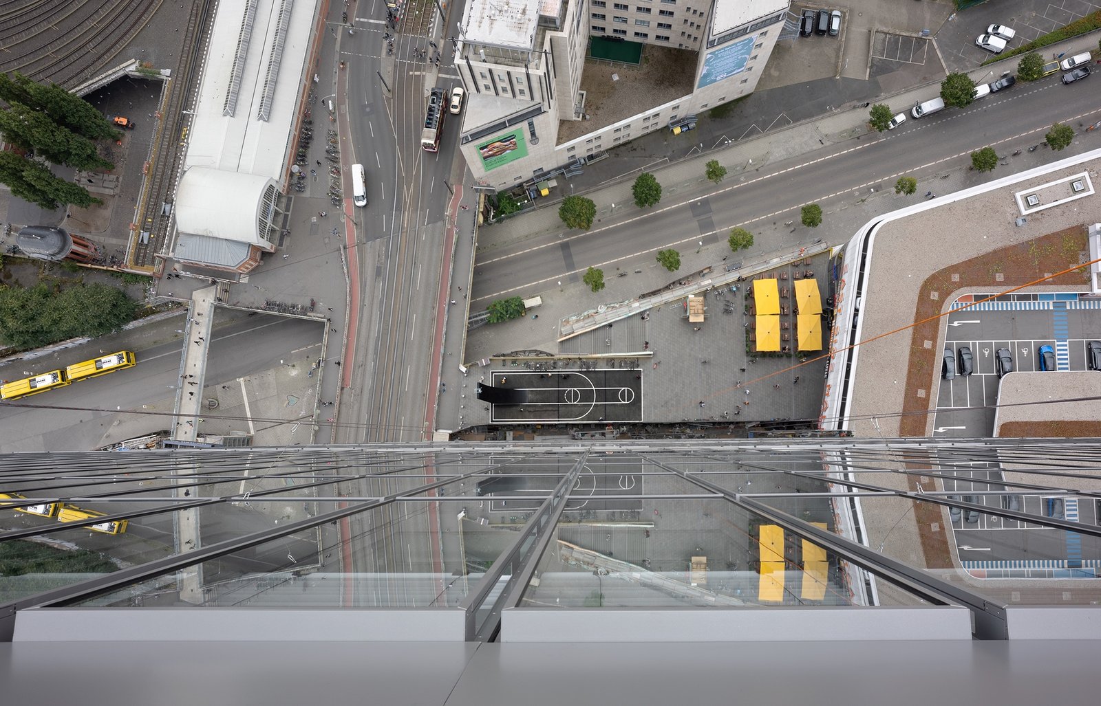 Game Changer: Reversed Dunk by KIM/ILLI - Kanto - Creative Corners