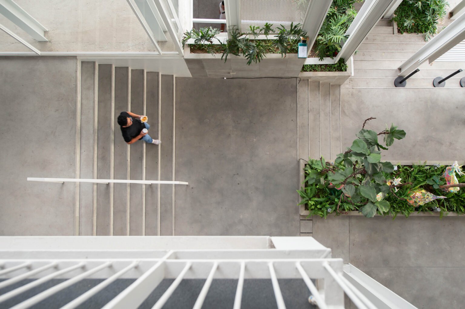 No Corners Cut: The Corner House San Juan - Kanto - Creative Corners