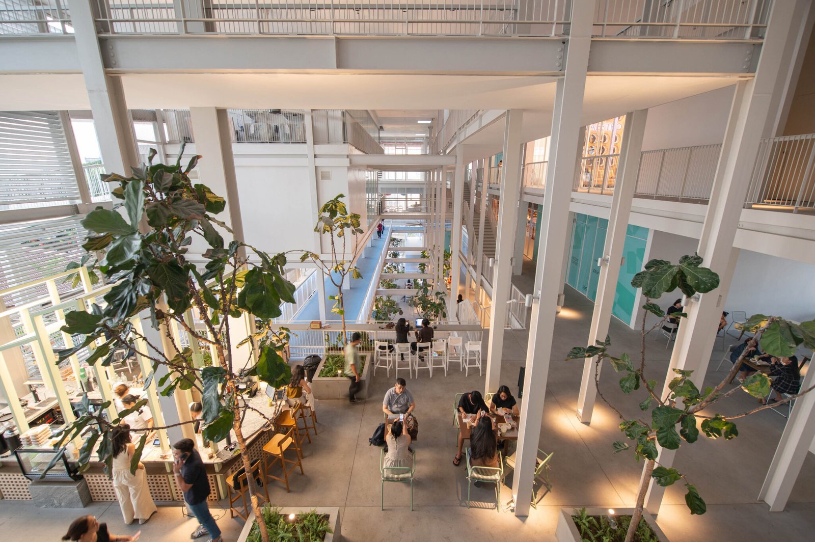 No Corners Cut: The Corner House San Juan - Kanto - Creative Corners