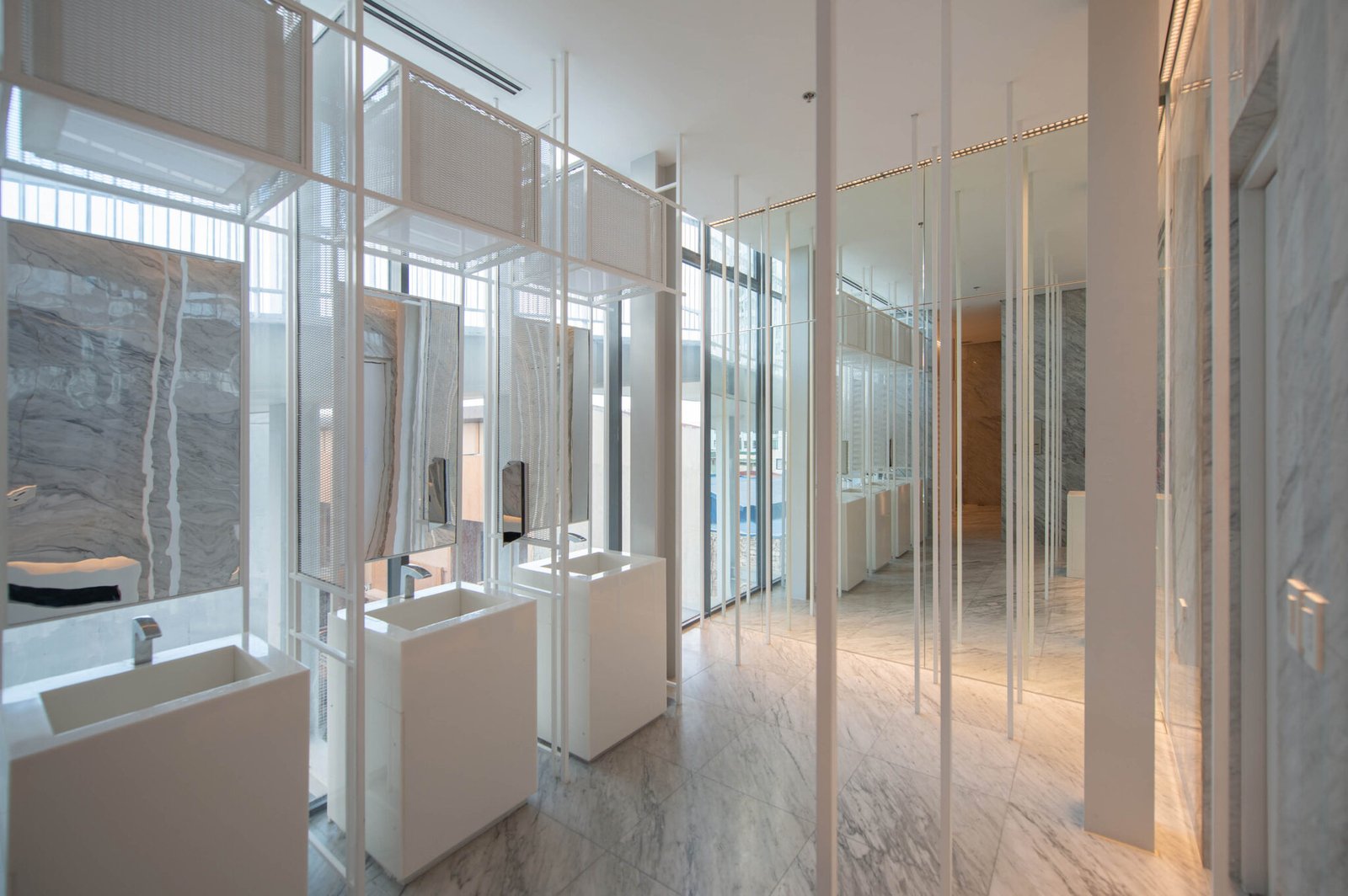 No Corners Cut: The Corner House San Juan - Kanto - Creative Corners