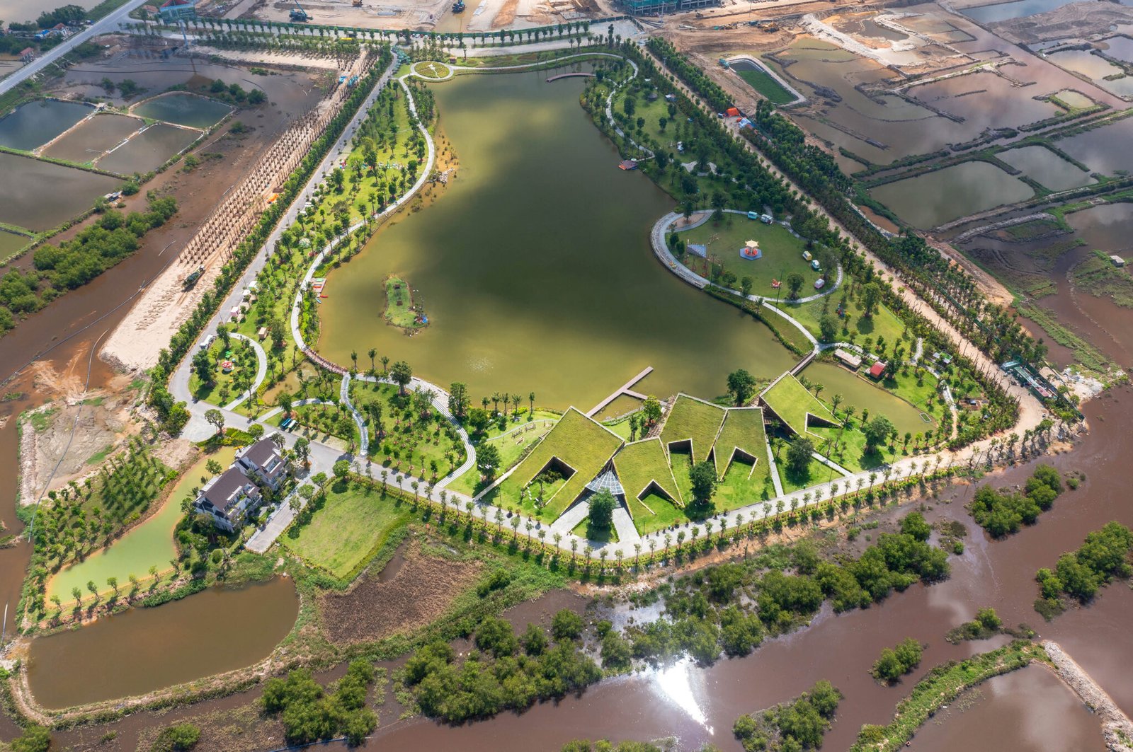 From Invisible to Unmissable: The Park by MIA Design Studio - Kanto ...