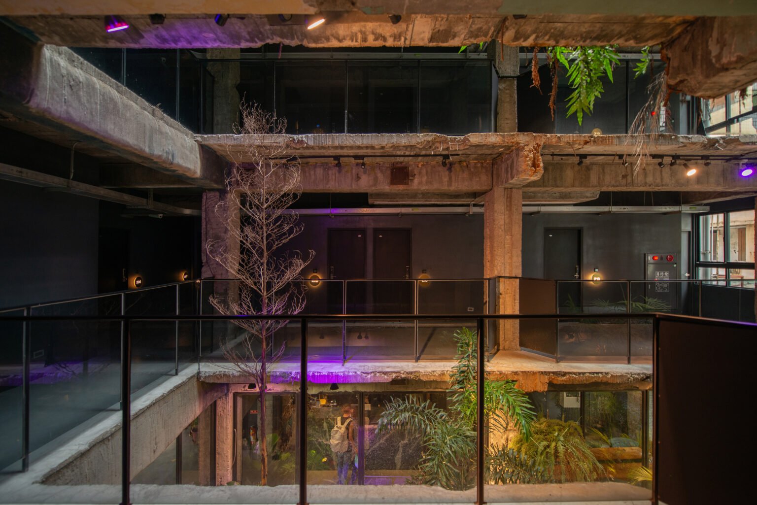 Space, Order, Feeling: SOF Hotel Taichung by Fearon Hay - Kanto ...