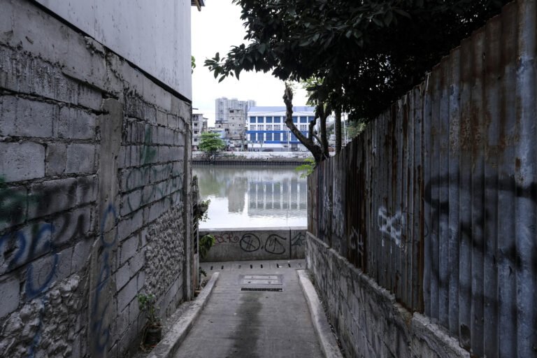 The Water Remembers What We Forget: The Importance of the Pasig River ...